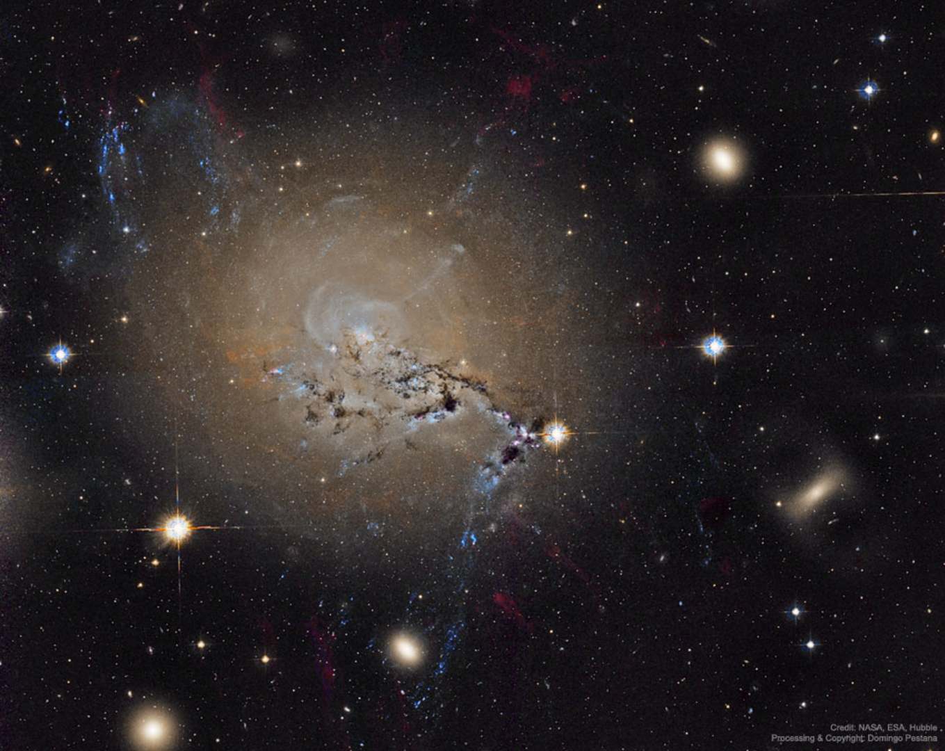 Filaments of Active Galaxy NGC 1275 | Star Walk