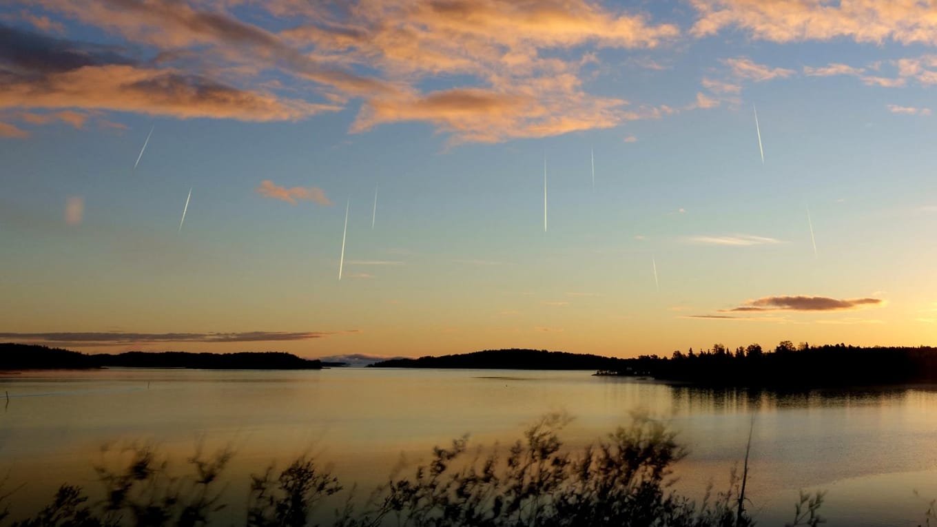 Daytime Sky | Daytime Moon | Can You See the Moon During the Day | Star ...