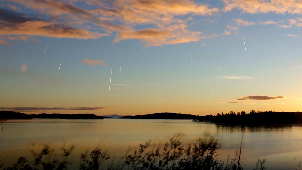Daytime Sky | Daytime Moon | Can You See the Moon During the Day | Star ...