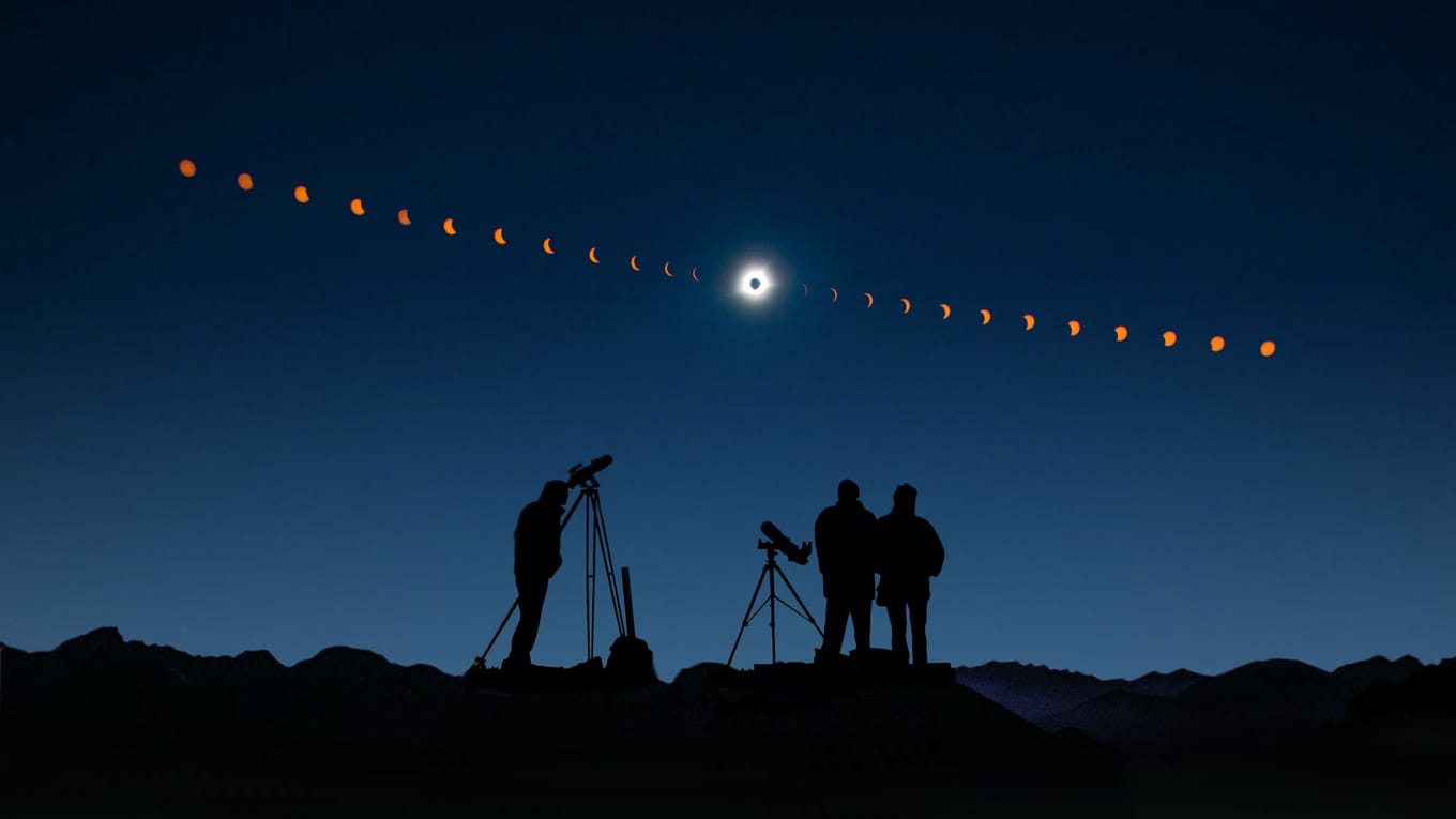 Daytime Sky | Daytime Moon | Can You See the Moon During the Day
