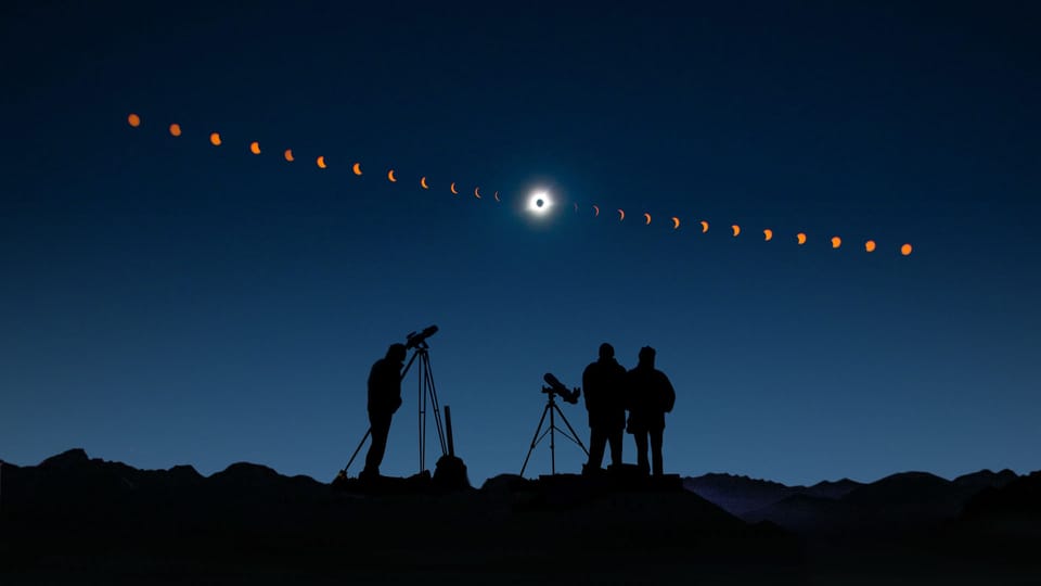 Daytime Sky | Daytime Moon | Can You See the Moon During the Day